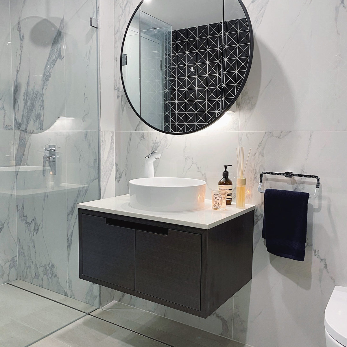 Kaia Wall Hung Vanity 750mm - Dark Oak – Ava Home Interiors